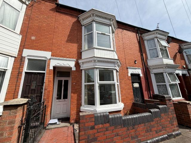 Beaconsfield Road, Leicester LE3, 3 bed terraced house to rent, £1,300 pcm | PrimeLocation