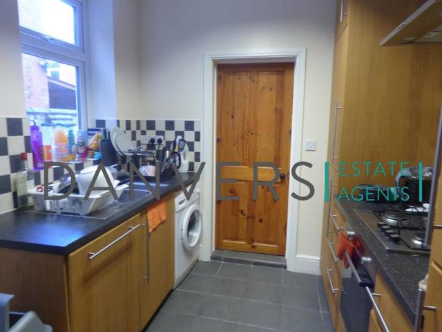 Beaconsfield Road, Leicester LE3 4 bed terraced house to rent £1,907 pcm £440 pw