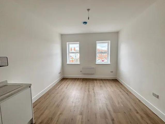 Beaconsfield Road, Nottingham, NG10