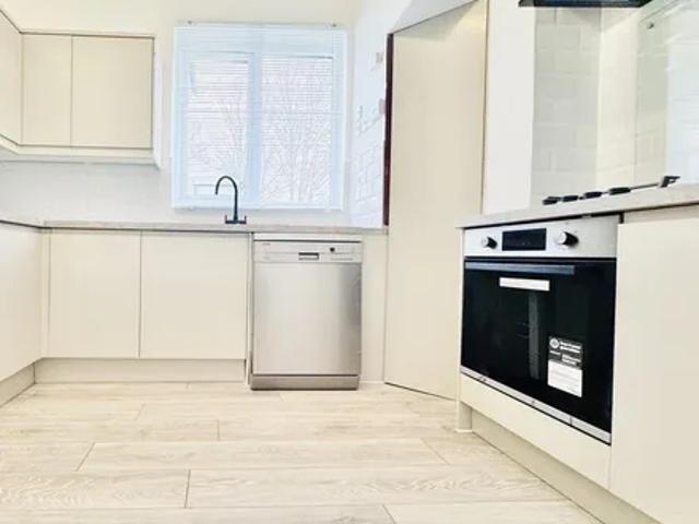 Beaconsfield Road, South Tottenham, London, N15 4SJ, United Kingdom | 4 bed townhouse for rent #140801700 | Rentberry