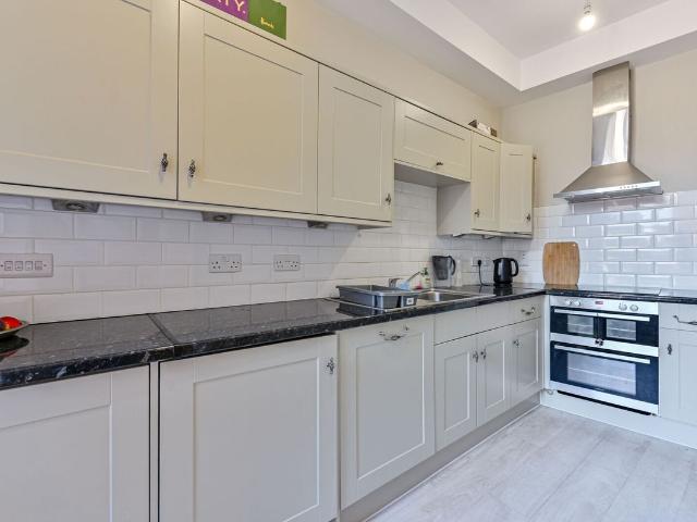 Beaconsfield Terrace Road, Kensington, London W14, 1 bed flat to rent, £2,300 pcm | PrimeLocation