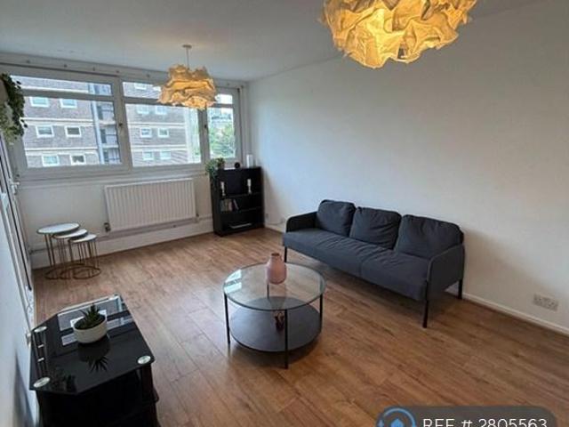 Beadnell Court, London, E1 3 bed flat to rent £2,800 pcm £646 pw