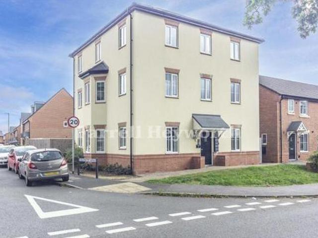 Beaminster Avenue, Cottam, 2 Bedroom Flat