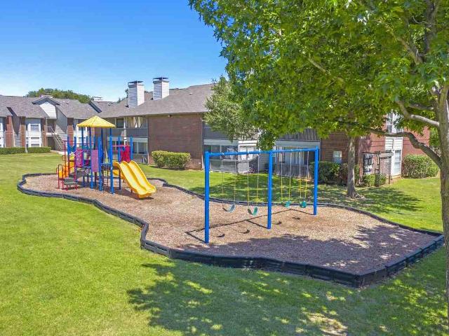 Bear Creek at Harwood Apartments 2 Bedroom Apartment for Rent at 1130 Bear Creek Pkwy, Euless, TX 76039 Villages Of Bear Creek