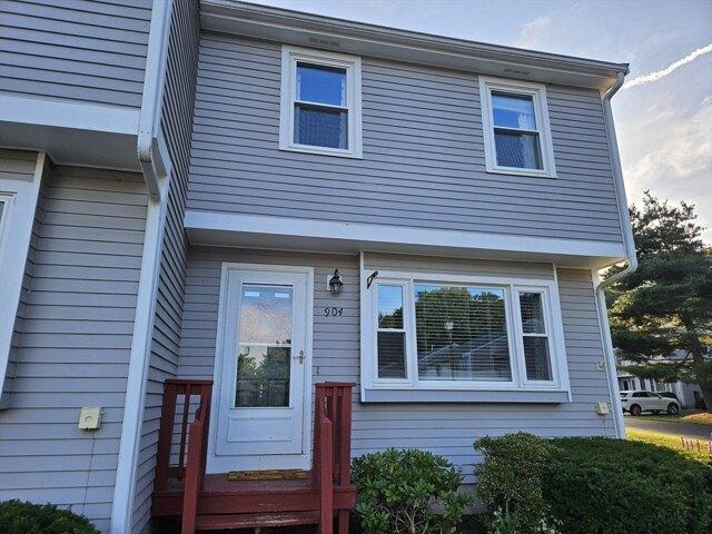Bear Hill Rd Apt,cumberland, Condo For Sale