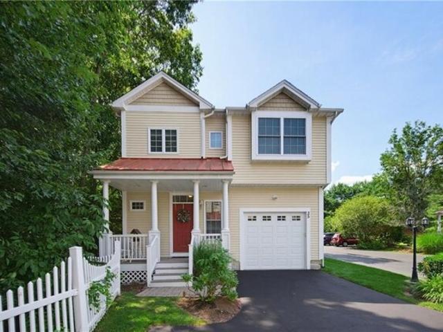 Bear Hill Rd Apt,cumberland, Home For Sale