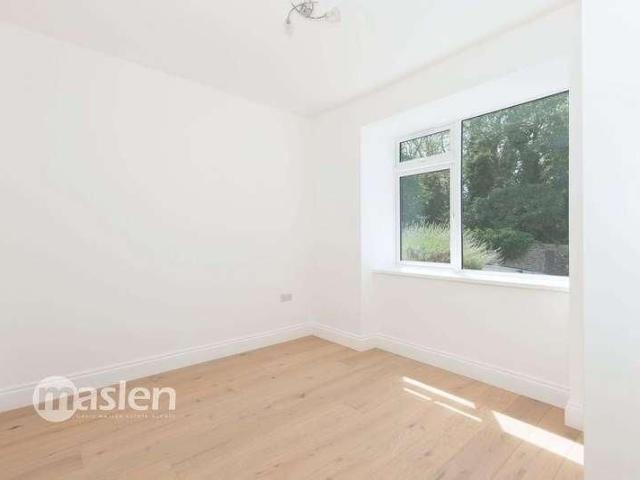 Bear Road, Brighton, BN2
