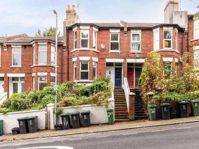 Bear Road, Brighton BN2, 2 bed flat to rent, £1,500 pcm | PrimeLocation