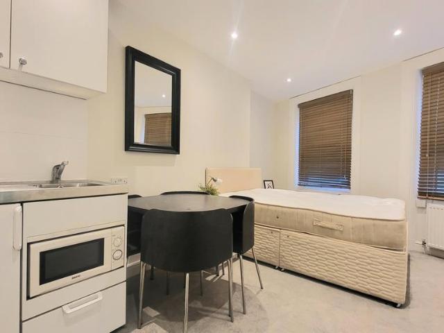 Bear Street, LONDON Studio to rent £1,690 pcm £390 pw