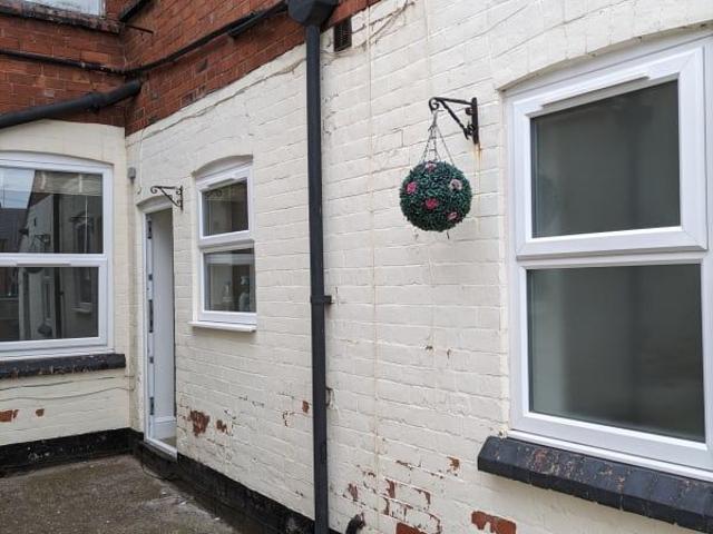 Beardall Street, Hucknall, Nottingham NG15, 1 bed flat to rent, £700 pcm | PrimeLocation