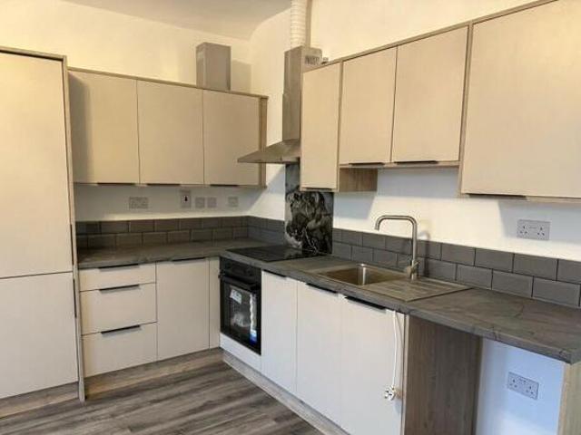 Bearwood Road, Birmingham, 2 Bedroom Flat