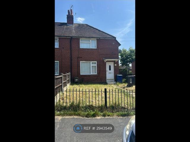 Beasley Avenue, Newcastle ST5, 2 bed end terrace house to rent, £750 pcm | PrimeLocation
