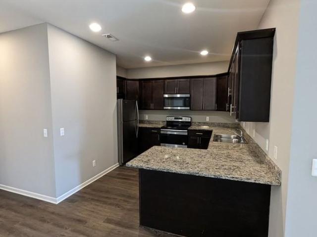 Bebernick Lane 2 Bedroom Apartment for Rent at Bebernick Ln, Sterling Heights, MI 48310 Sterling Heights