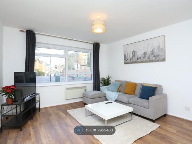 Becton Court, London SE25, 1 bed flat to rent, £1,450 pcm | PrimeLocation