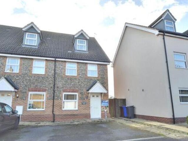 Beck Row, The Presidents, Bury St Edmunds, 3 Bedroom End