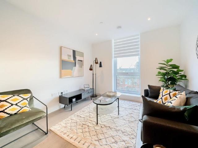 Beckenham Road, Beckenham BR3 1 bed apartment to rent £1,550 pcm £358 pw