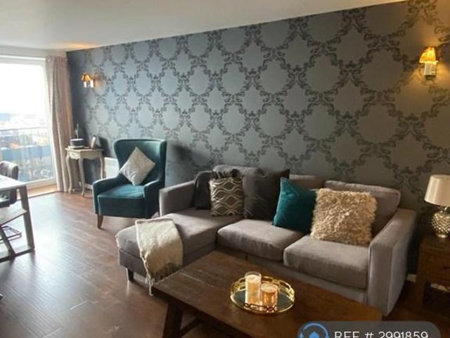 Becket House, Brentwood, CM14 1 bed flat to rent £1,475 pcm £340 pw