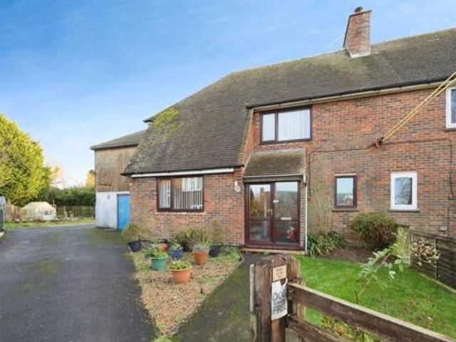 Beckets Close, Hastingleigh, 4 Bedroom Semi detached