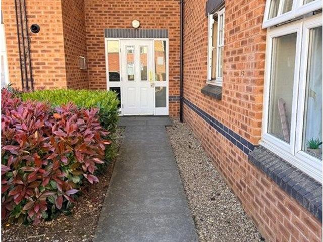 Beckets View, Northampton NN1, 2 bed flat to rent, £1,100 pcm | PrimeLocation