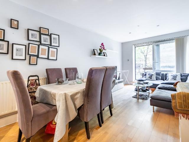 Beckford Close, Warwick Road, London W14, 2 bed flat to rent, £3,650 pcm | PrimeLocation