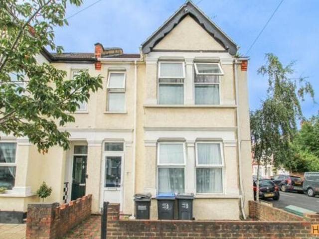Beckford Road, Croydon, 3 Bedroom End