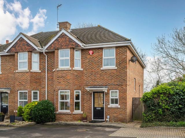 Beckingham Place, Spencers Wood RG7, 3 bed semi detached house to rent, £1,800 pcm | PrimeLocation