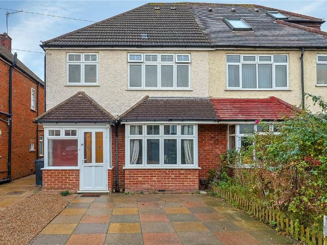 Beckingham Road, Guildford, Surrey GU2, Room to rent, £975 pcm | PrimeLocation