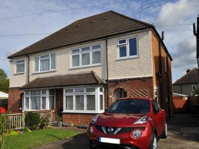 Beckingham Road, Guildford, 4 Bedroom Semi detached