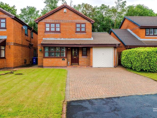 Beckside, Tyldesley, Manchester M29, 4 bed detached house to rent, £1,650 pcm | PrimeLocation
