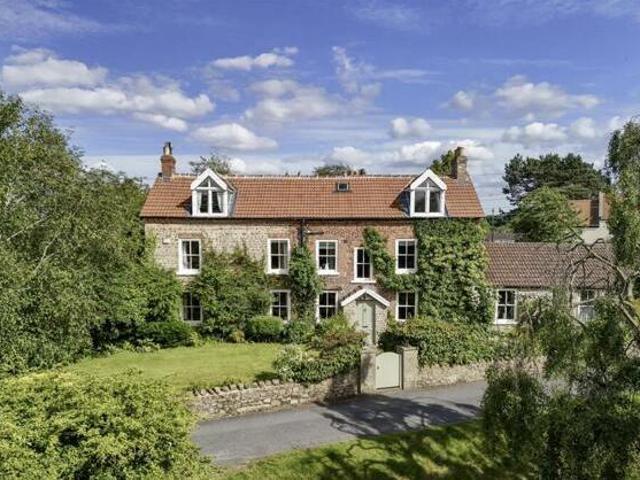 Beckside, Catterick Village, 6 Bedroom Detached