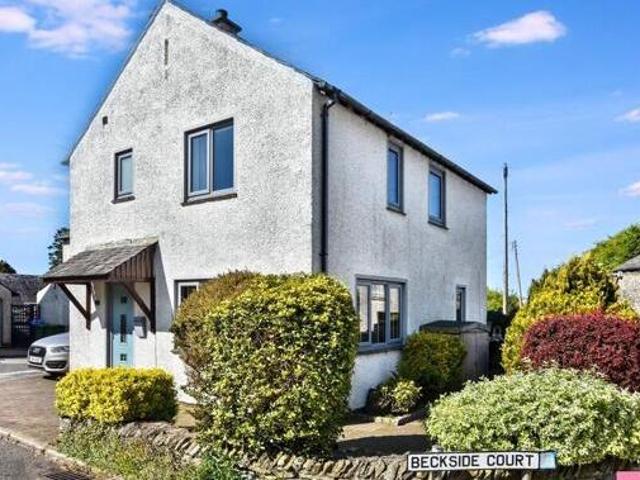 Beckside Court, Beckside, 3 Bedroom Link