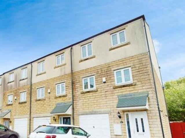 Beckside, Shelf, 4 Bedroom Town