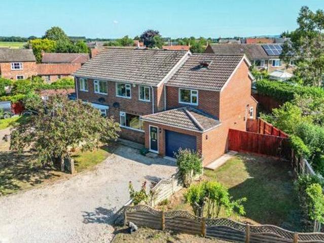 Beckside South, Barmby Moor, 4 Bedroom House