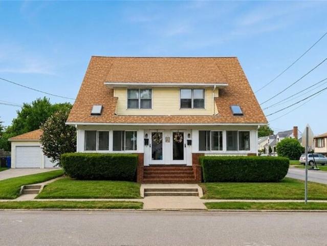 Beckwith St, Cranston, Home For Sale