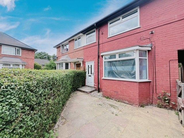 Beckton Gardens, Manchester M22, 3 bed property to rent, £1,400 pcm | PrimeLocation
