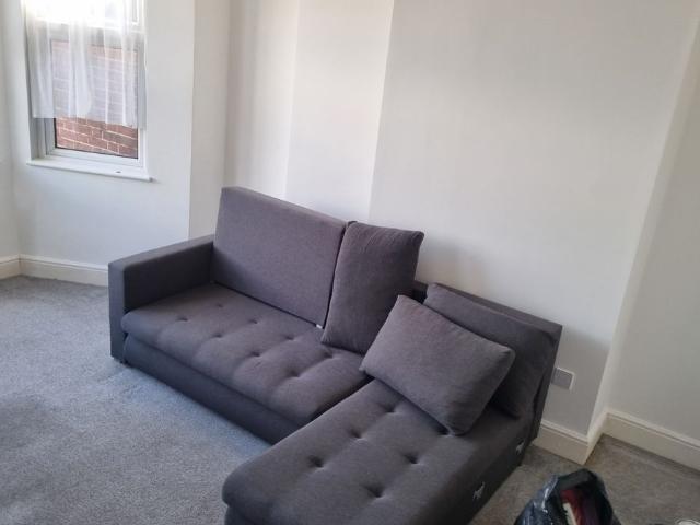 Becontree Avenue, Dagenham RM8, Studio to rent, £850 pcm | PrimeLocation