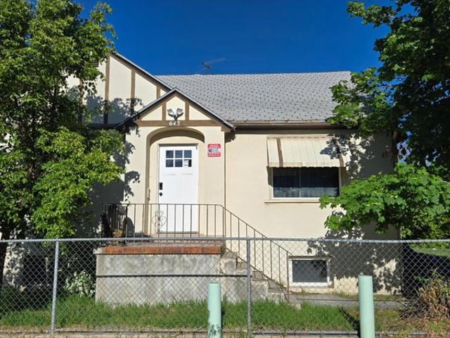 $_ Bed 2 Bath Townhome in Downtown SLC