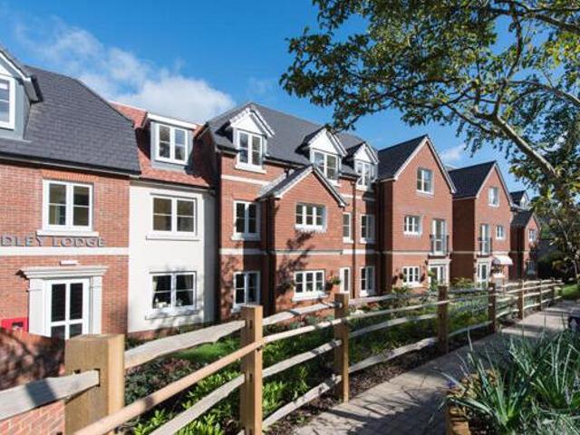 Bed Apartment, Headley Lodge, 1 Bedroom Retirement