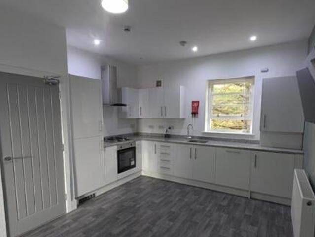 Bed, Garmoyle Close, 3 Bedroom Flat