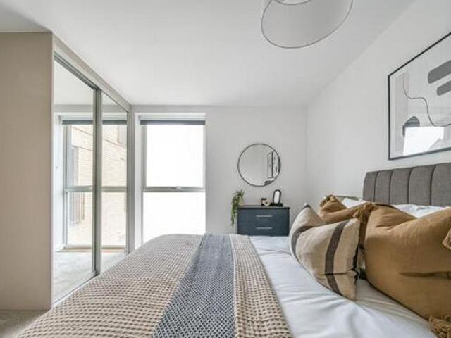 Bed, Th Floor, 1 Bedroom Apartment