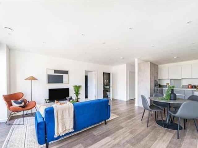 Bed, Th Floor, 2 Bedroom Apartment