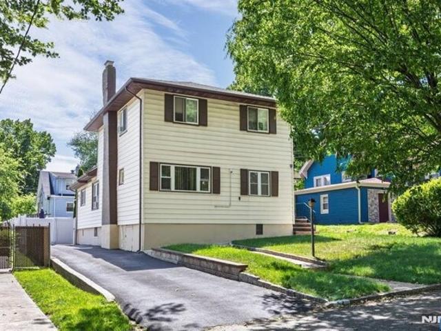 Bedford Ave, Teaneck, Home For Sale