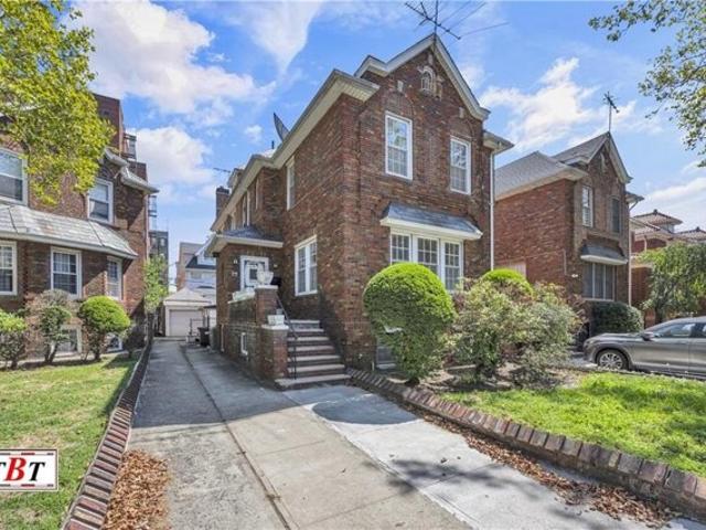 Bedford Ave, Brooklyn, Home For Sale