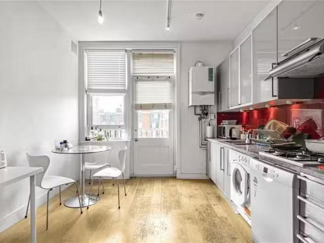 Bedford Avenue, London, WC1B 3AD