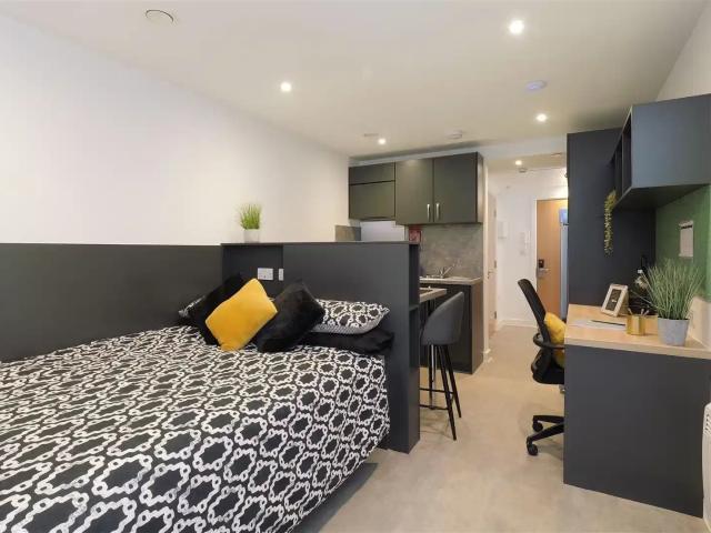 Bedford, Canterbury Has an Apartment