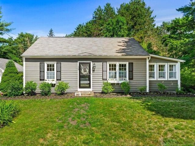 Bedford Center Rd, Bedford, Home For Sale