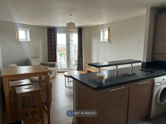 Bedford Court, Preston PR1, 2 bed flat to rent, £900 pcm | PrimeLocation