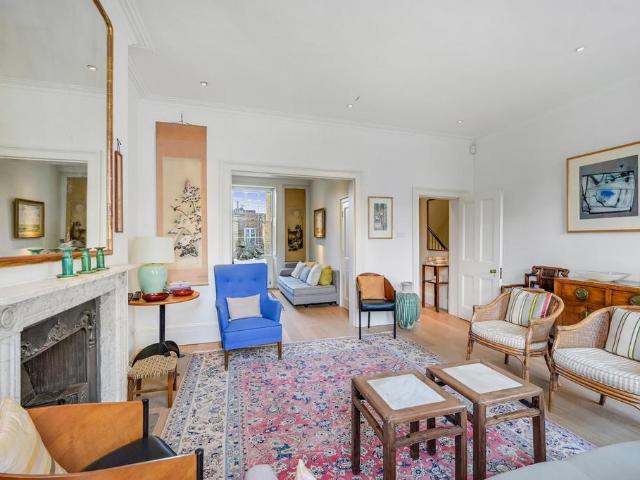 Bedford Gardens, Kensington, London 3 bed house to rent £13,997 pcm £3,230 pw
