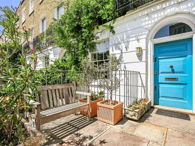 Bedford Gardens, London, W8 3 bed terraced house to rent £13,997 pcm £3,230 pw