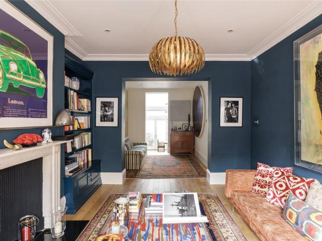 Bedford Gardens, London, W8 4 bed terraced house to rent £30,333 pcm £7,000 pw